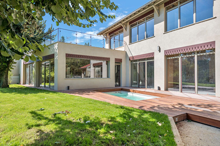 Maison à vendre - Chaponost - 6 pièces - 4 chambres