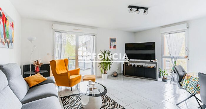 Appartement à vendre - Ars-sur-Moselle - 4 pièces - 3 chambres