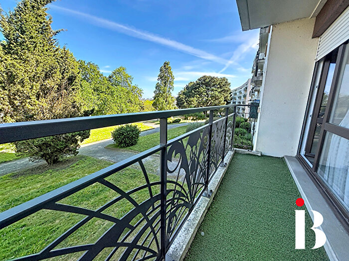 Appartement à louer - Saint-Herblain, Centre-ville - 1 pièce