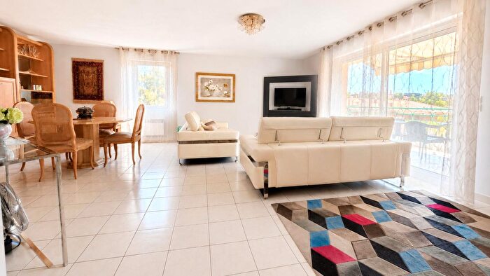 Saint-Raphaël, Les Arênes : Appartement 4 pièces à vendre