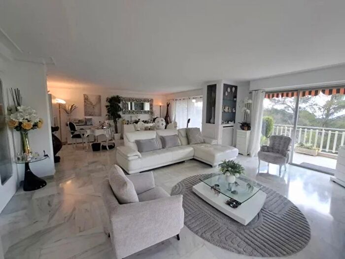 Appartement à vendre - Le Cannet, Rocheville, Colombier, Campelières - 4 pièces - 3 chambres