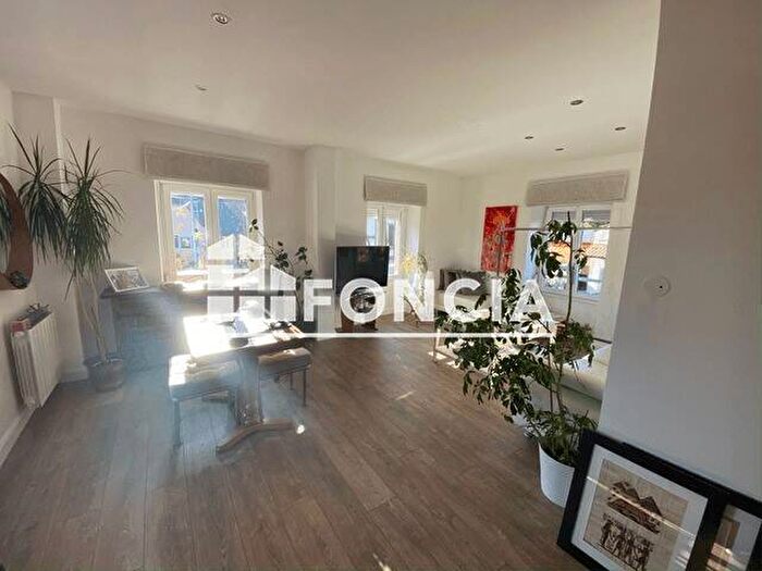 Appartement à louer - Eschentzwiller - 3 pièces - 2 chambres