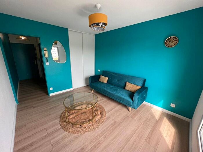 Appartement 1 pièce à M, Pessac, à louer