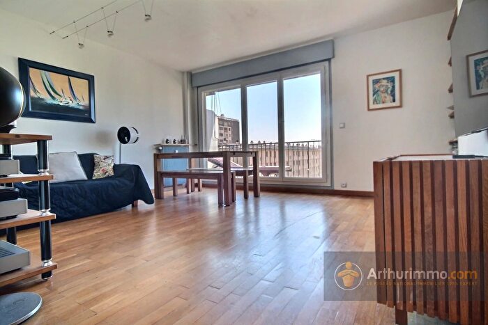 Appartement à vendre - Charenton-le-Pont, Pasteur, Saint-Pierre - 3 pièces - 2 chambres