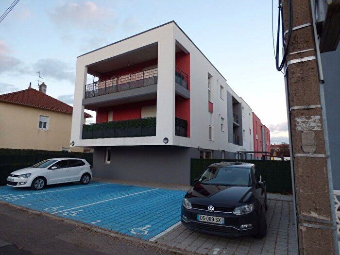 Rte de Thionville Est-Rue des Prés Nord, Maizières-lès-Metz : Appartement 1 pièce à louer