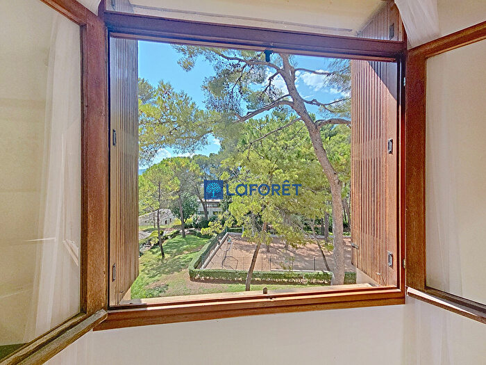 Appartement à vendre - Le Cannet, Mimosas - 3 pièces - 2 chambres