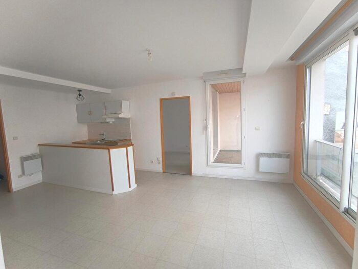 Appartement à vendre - Soyaux - 3 pièces - 2 chambres