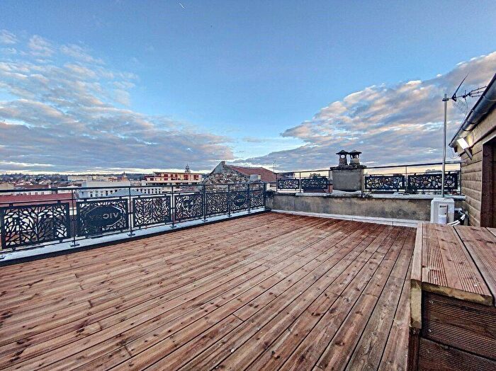 Appartement à louer - Hôtel de Ville, Vichy - 2 pièces - 1 chambre