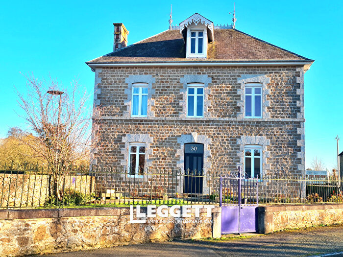 Maison à vendre - Gorron - 7 pièces - 4 chambres