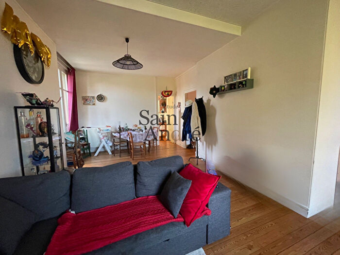 Appartement à louer - Gond-Pontouvre - 3 pièces - 2 chambres