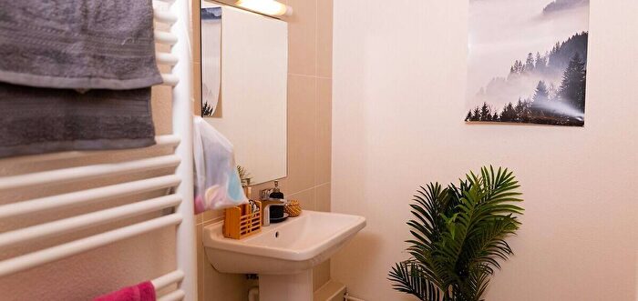 Médoquine-Haut-Brion, Talence - Appartement 1 pièce à louer