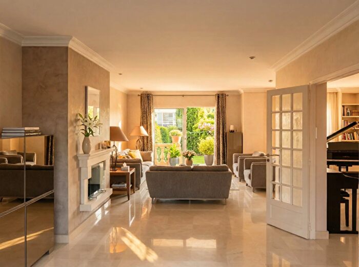 Maison à vendre - Joinville-le-Pont - 7 pièces - 4 chambres