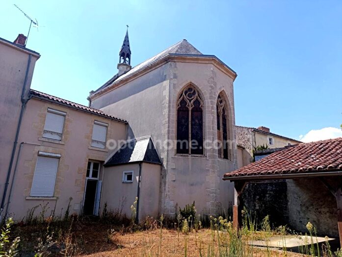 Mouilleron-en-Pareds - Maison 14 pièces à vendre
