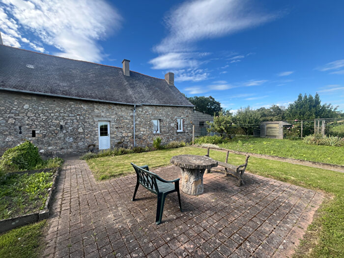 Combourtillé : Maison 2 pièces à vendre