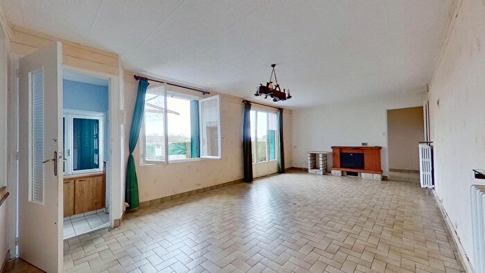 Maison à vendre - Sivry-sur-Meuse - 8 pièces - 6 chambres