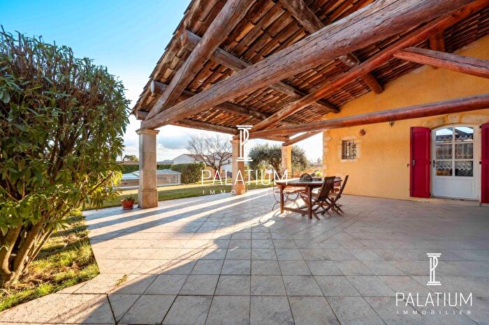 Maison 6 pièces à Pierrevert, à vendre