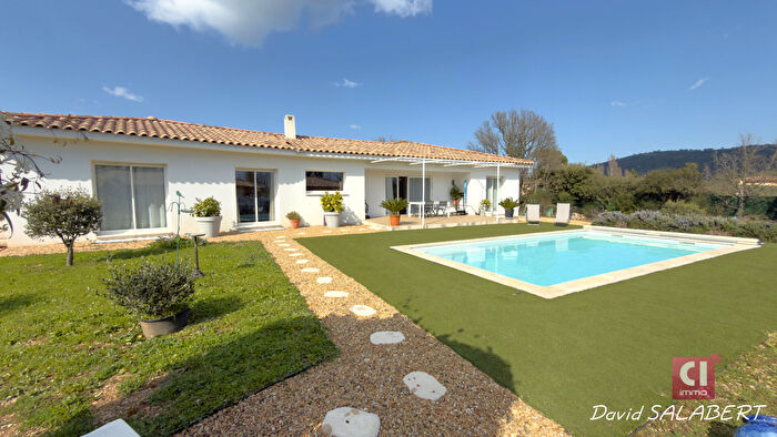 Maison à vendre - Garéoult - 4 pièces - 3 chambres