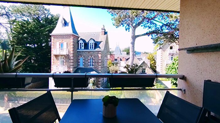 Appartement 2 pièces à vendre à Dinard, Centre-ville, Plage de lEcluse, Pointe du Moulinet