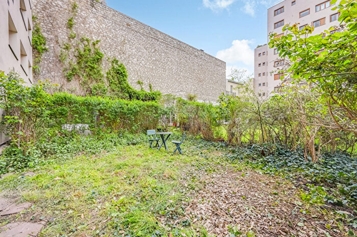 Appartement à vendre - Paris e , Barbès, Château Rouge - 5 pièces - 4 chambres