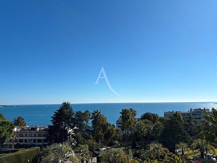 Appartement à vendre - Vallauris, Golfe Juan, Vieux Port - 1 pièce