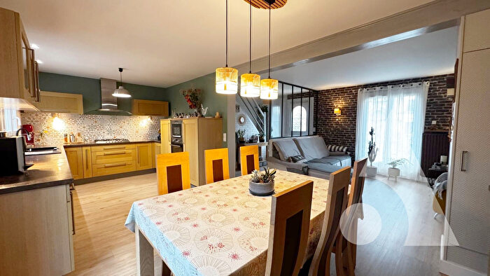 Maison à vendre - Crépy-en-Valois, Malraux - 4 pièces - 3 chambres