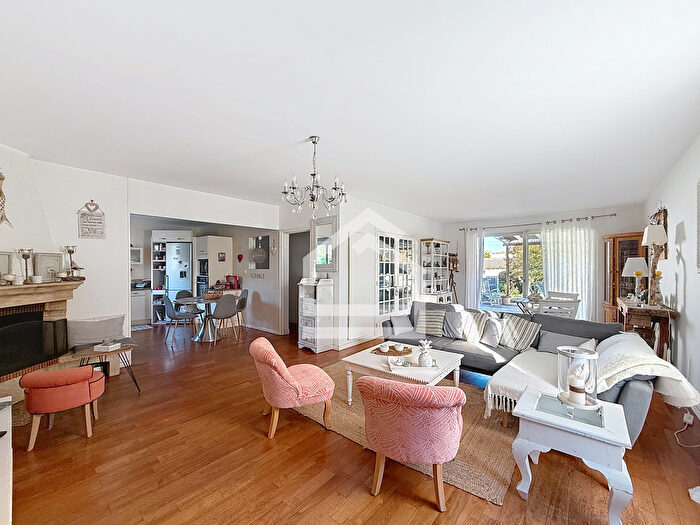 Maison à vendre - Eysines - 4 pièces - 3 chambres