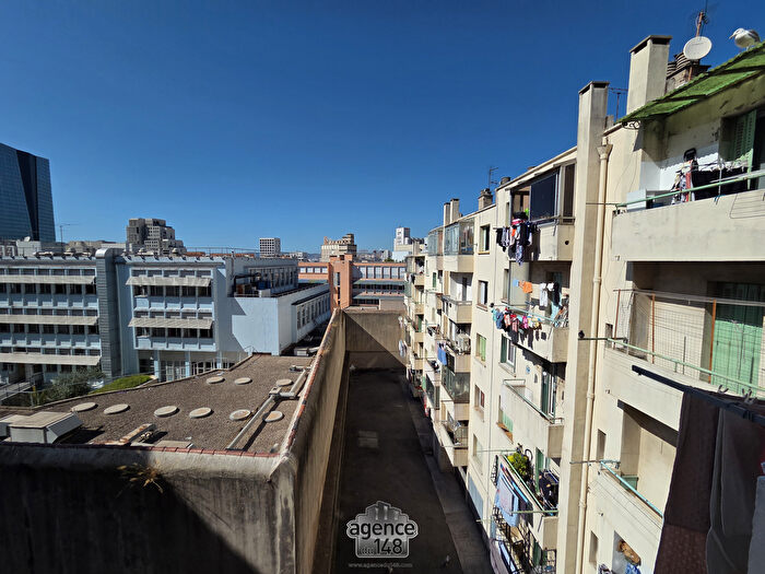 Marseille 3ème, La Villette : Appartement 3 pièces à vendre