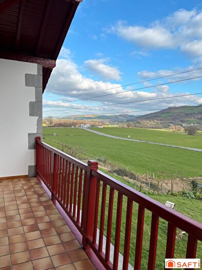 Maison à vendre - Larceveau-Arros-Cibits - 7 pièces - 4 chambres