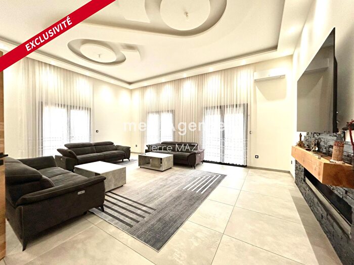 Maison à vendre - Lons-le-Saunier, Mouillères, Parc des Bains - 5 pièces - 4 chambres