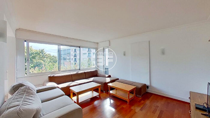 Saint-Louis, Centre-ville : Appartement 3 pièces à vendre
