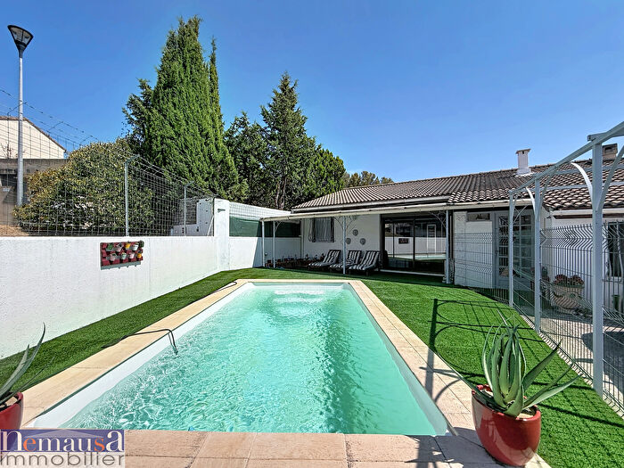Maison 5 pièces à vendre à Nîmes