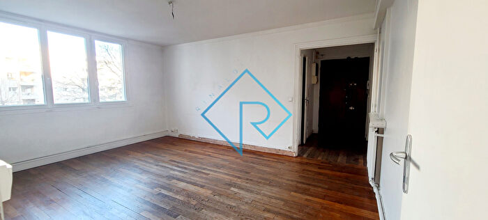 Appartement à vendre - Paris e , Secrétan, Jaurès - 3 pièces - 2 chambres