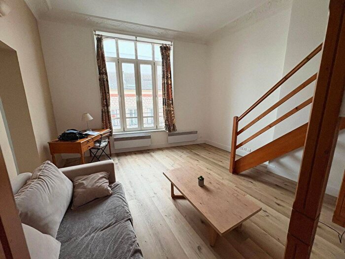 Appartement à louer - Centre Ville, Reims - 1 pièce