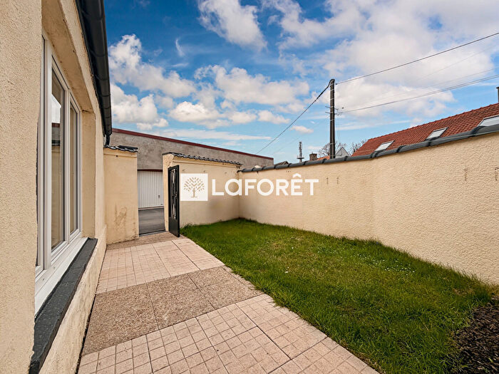 Maison à vendre - Guînes - 2 pièces - 1 chambre