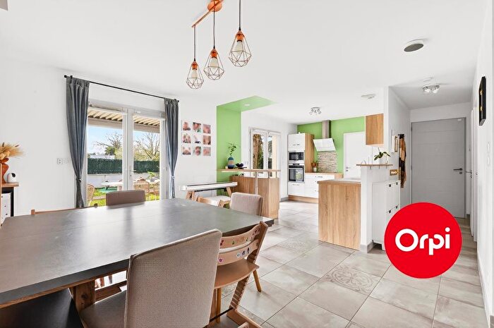 Maison à vendre - Saint-Priest, Bel-Air - 5 pièces - 4 chambres