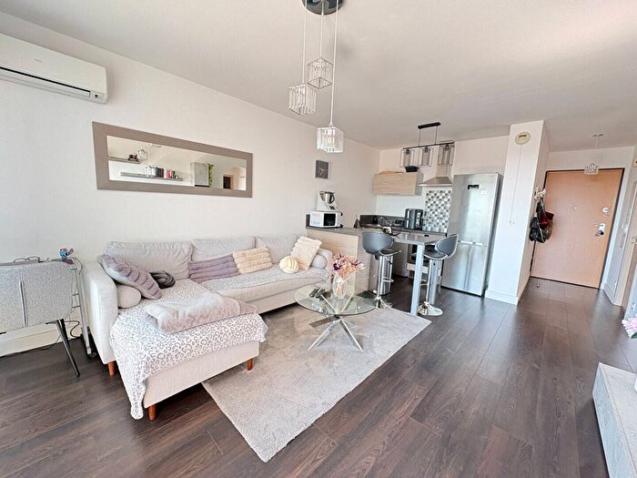 Ouest et Sud, Borgo : Appartement 2 pièces à louer