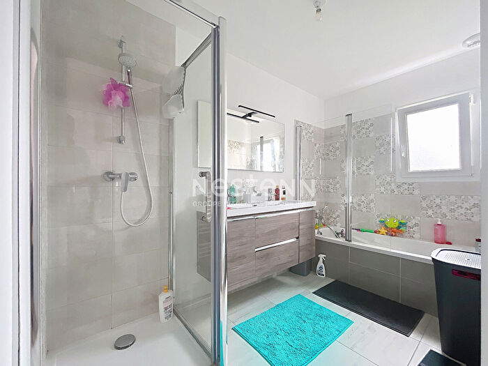 Rédené : Maison 5 pièces à louer