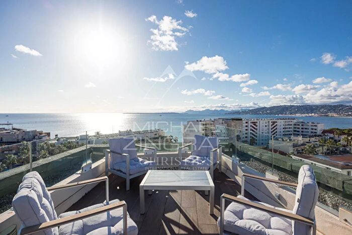 Appartement à vendre - Antibes, Juan-les-Pins, Le Cap - 4 pièces - 3 chambres