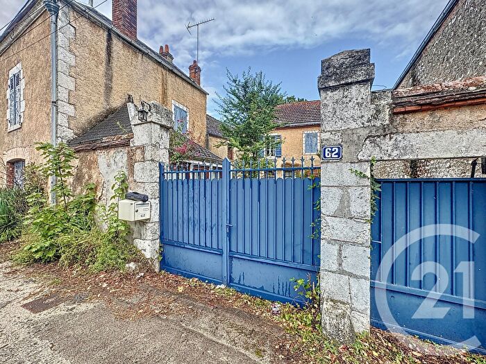 Maison 6 pièces à vendre à Saint-Ay