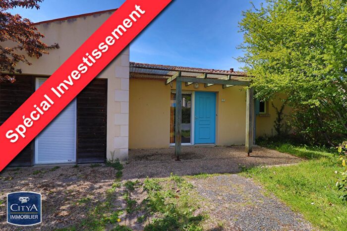 Maison à vendre - Thénac - 2 pièces - 1 chambre