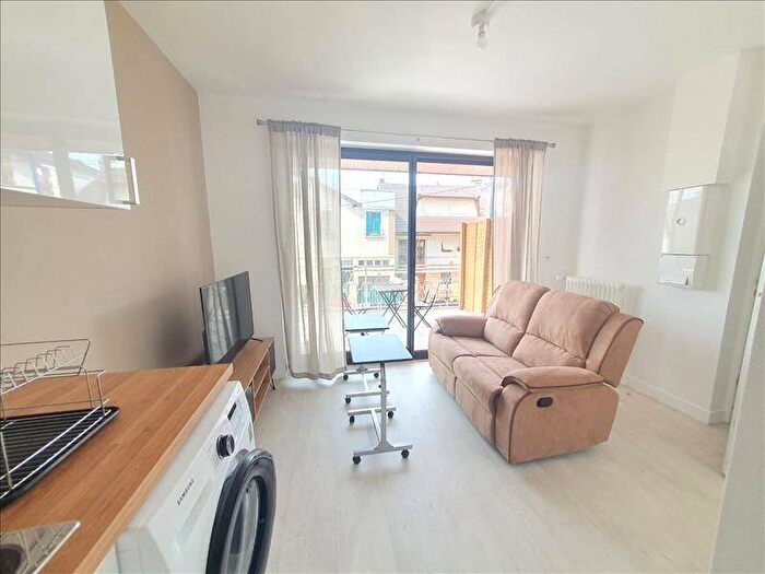 Appartement à louer - Paris Campagne, Drancy - 2 pièces - 1 chambre