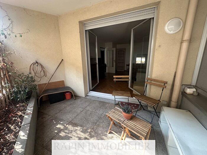 Appartement à louer - Lyon ème arrondissement - 2 pièces - 1 chambre