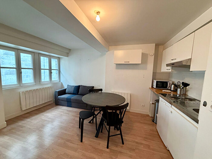 Besançon, Battant - Appartement 2 pièces à louer