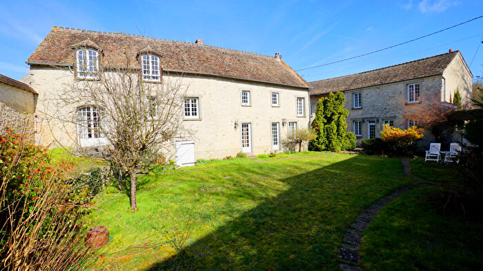 Maison à vendre - Goussonville - 14 pièces - 8 chambres