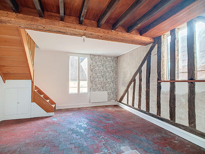 Appartement à louer - Auxerre, Centre-ville - 2 pièces - 1 chambre