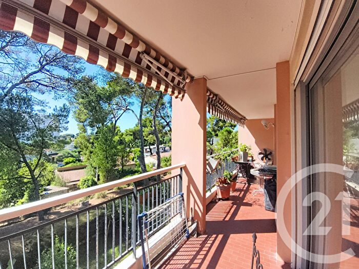 Appartement 4 pièces à Le Cannet, Mimosas, à vendre