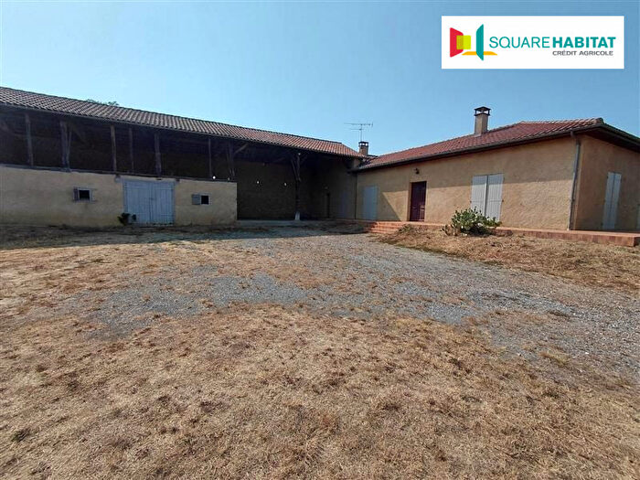 Maison 5 pièces à louer à Bézues-Bajon