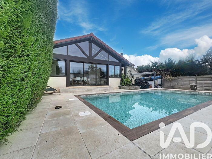 Maison à vendre - Grisy-Suisnes - 7 pièces - 4 chambres