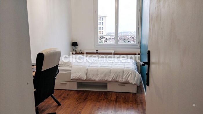 Appartement 4 pièces à Nantes, Centre-ville, à louer