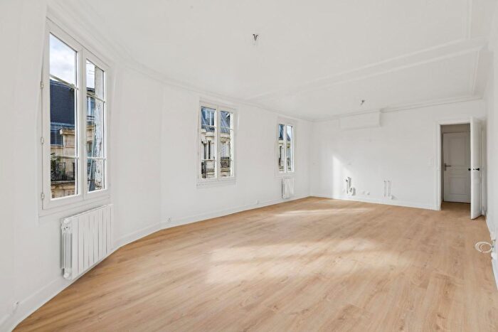 Appartement à vendre - Levallois-Perret, Centre-ville - 2 pièces - 1 chambre